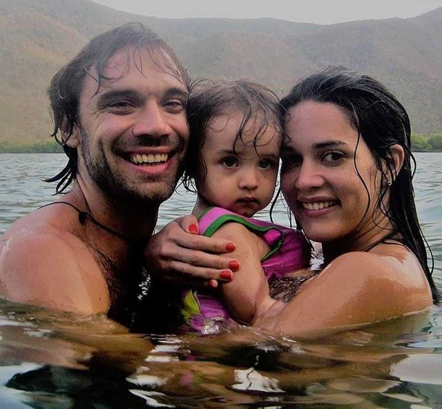 Hermano de Mónica Spear y su pareja adoptan a Maya, la hija de la ...